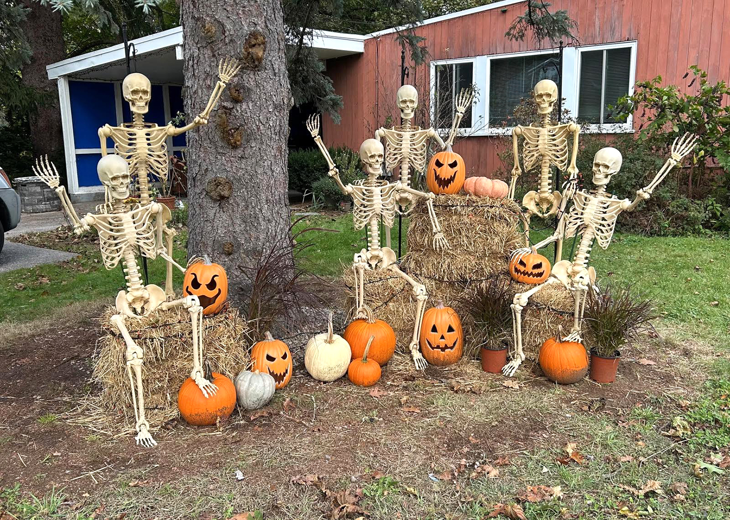 Halloween Displays Scare Up Some Fun | Natick - Local Town Pages