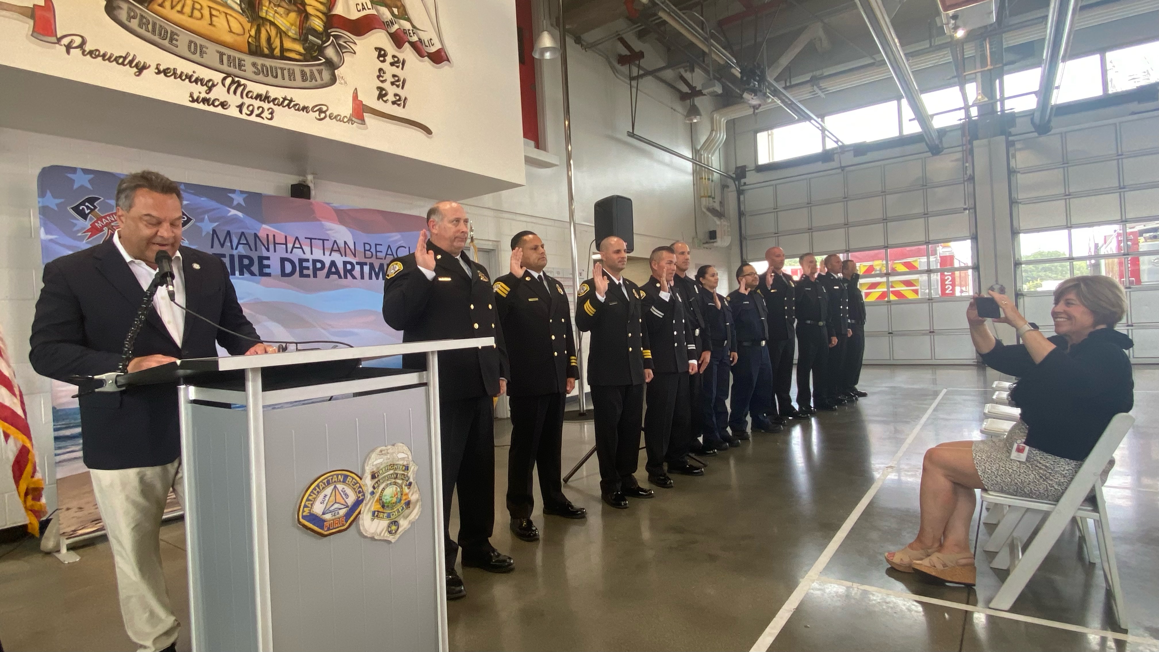 Manhattan Beach Fire Department Members Sworn In At Promotion Ceremony ...