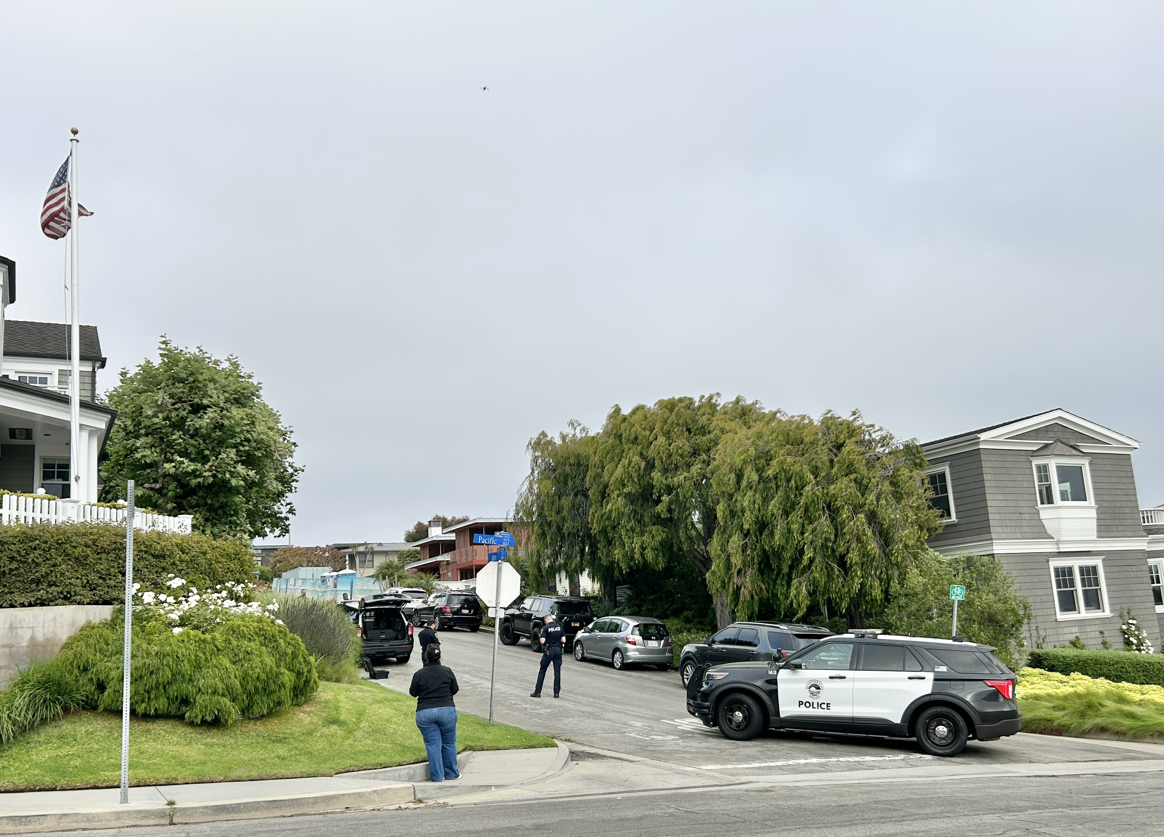 Police Apprehend Suspect Who Fled Manhattan Beach Hill Section Dragnet ...