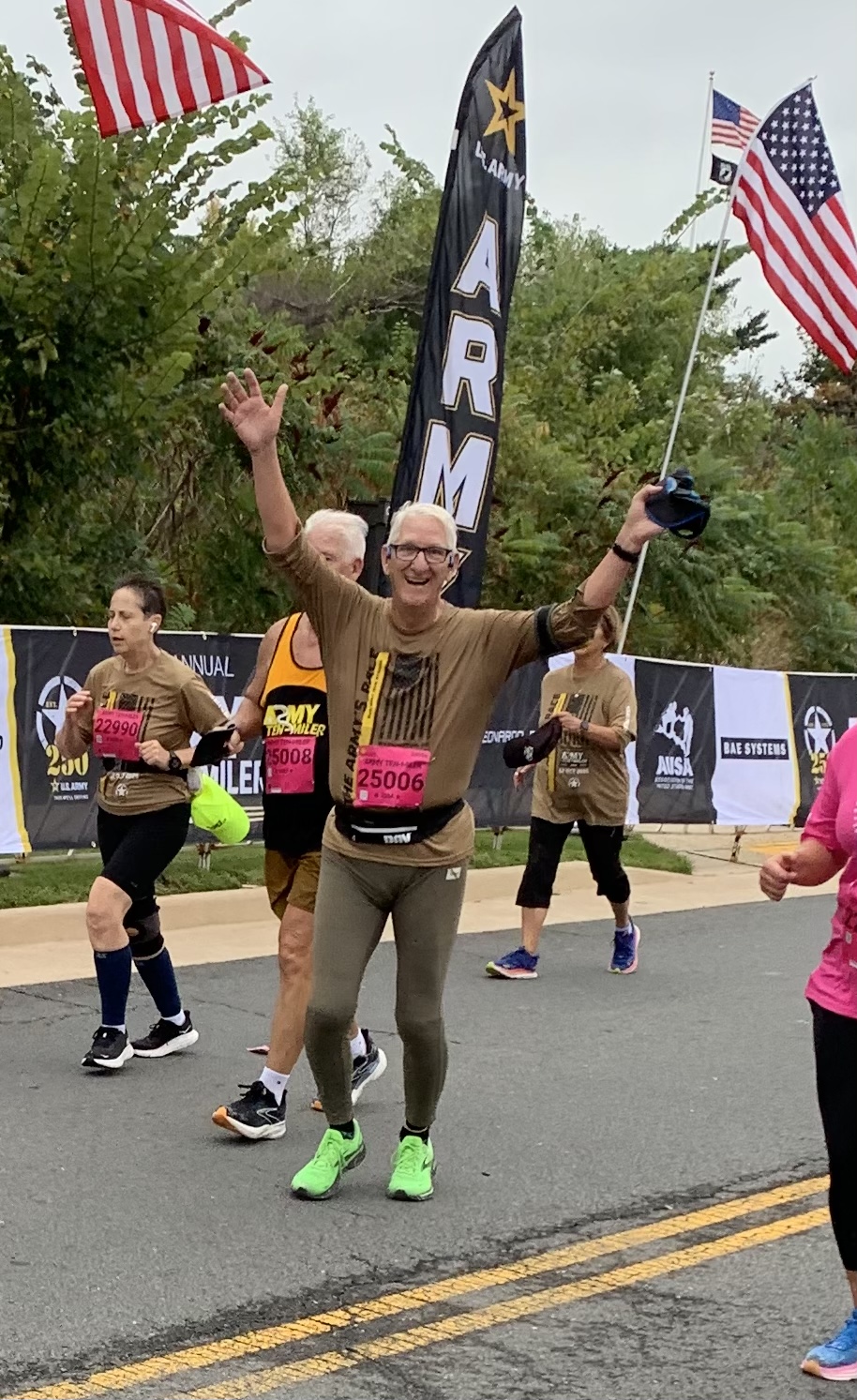 Franklin Vietnam Vet Runs Army’s 10-Mile DC Race | Franklin - Local ...