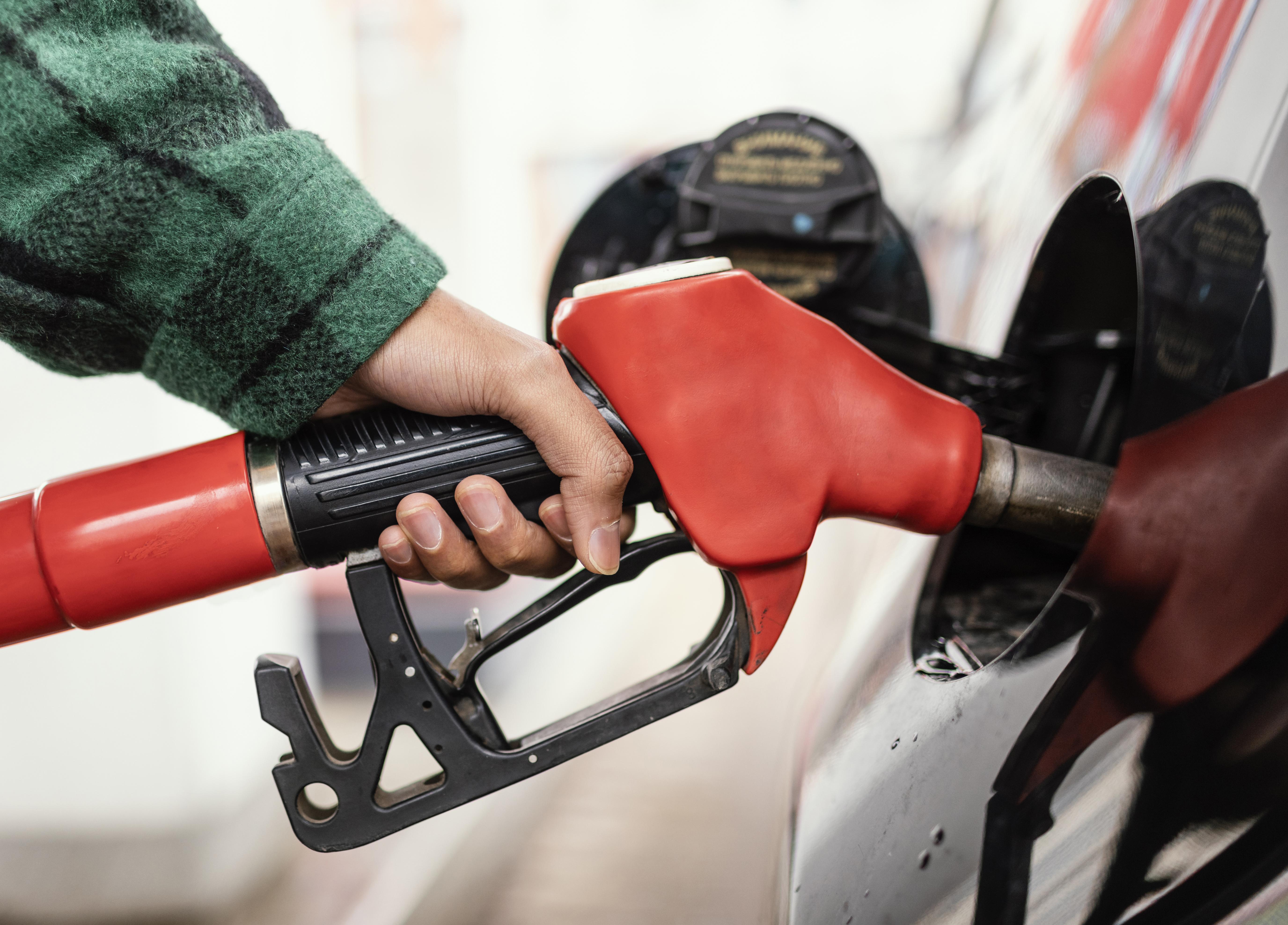 California Gas Prices Edge Higher as February Kicks Off | Carmichael Times