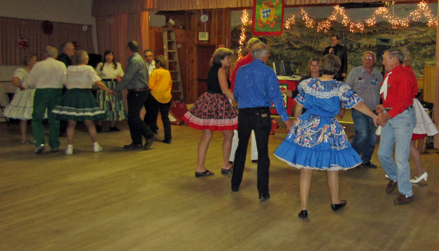 Learn to Square Dance - Classes Start September 9