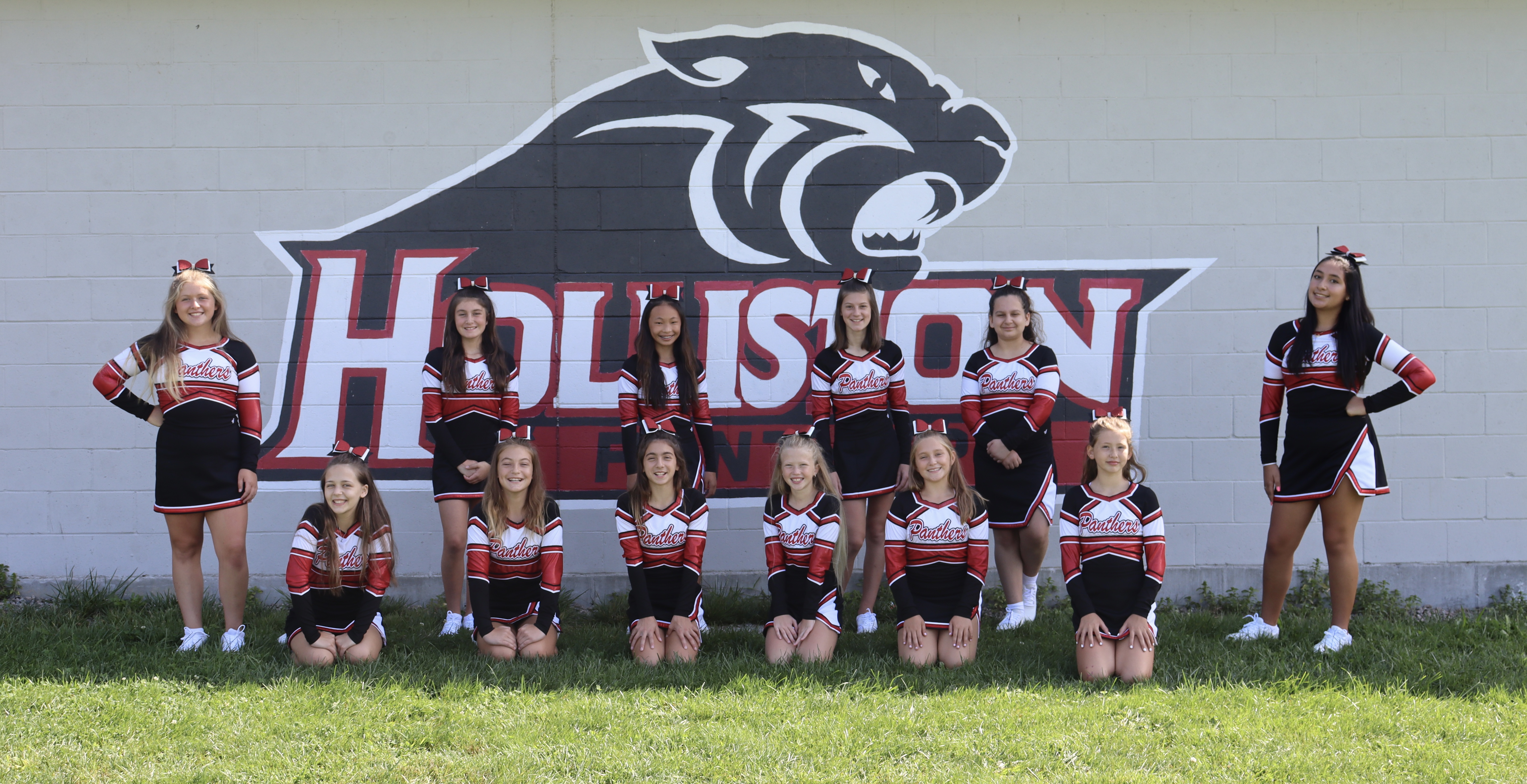 Cheer Team Tracking Nationally This Year | Holliston - Local Town Pages