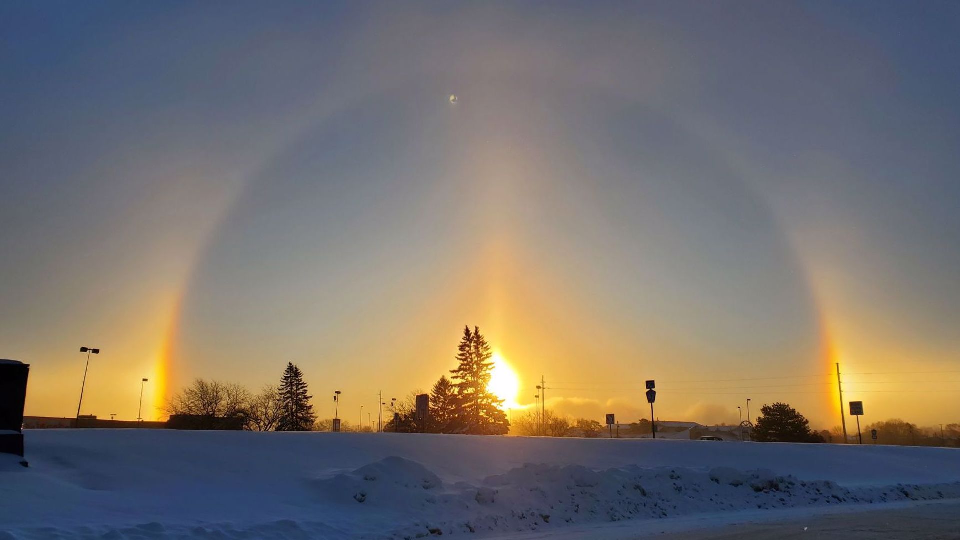 What are sundogs and how are they formed? | Boreal Community Media
