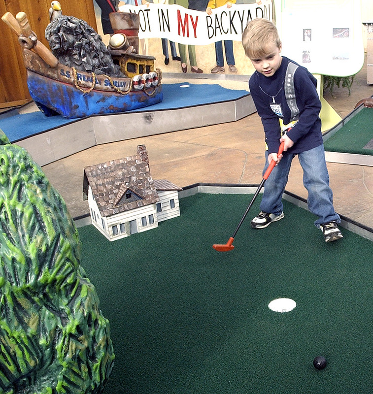 Indoor Mini Golf